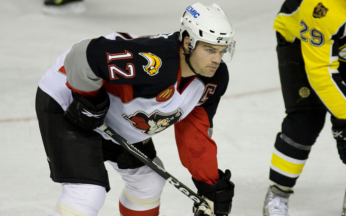 Tyler Bouck kommt von den Portland Pirates | Profis | ERC Ingolstadt