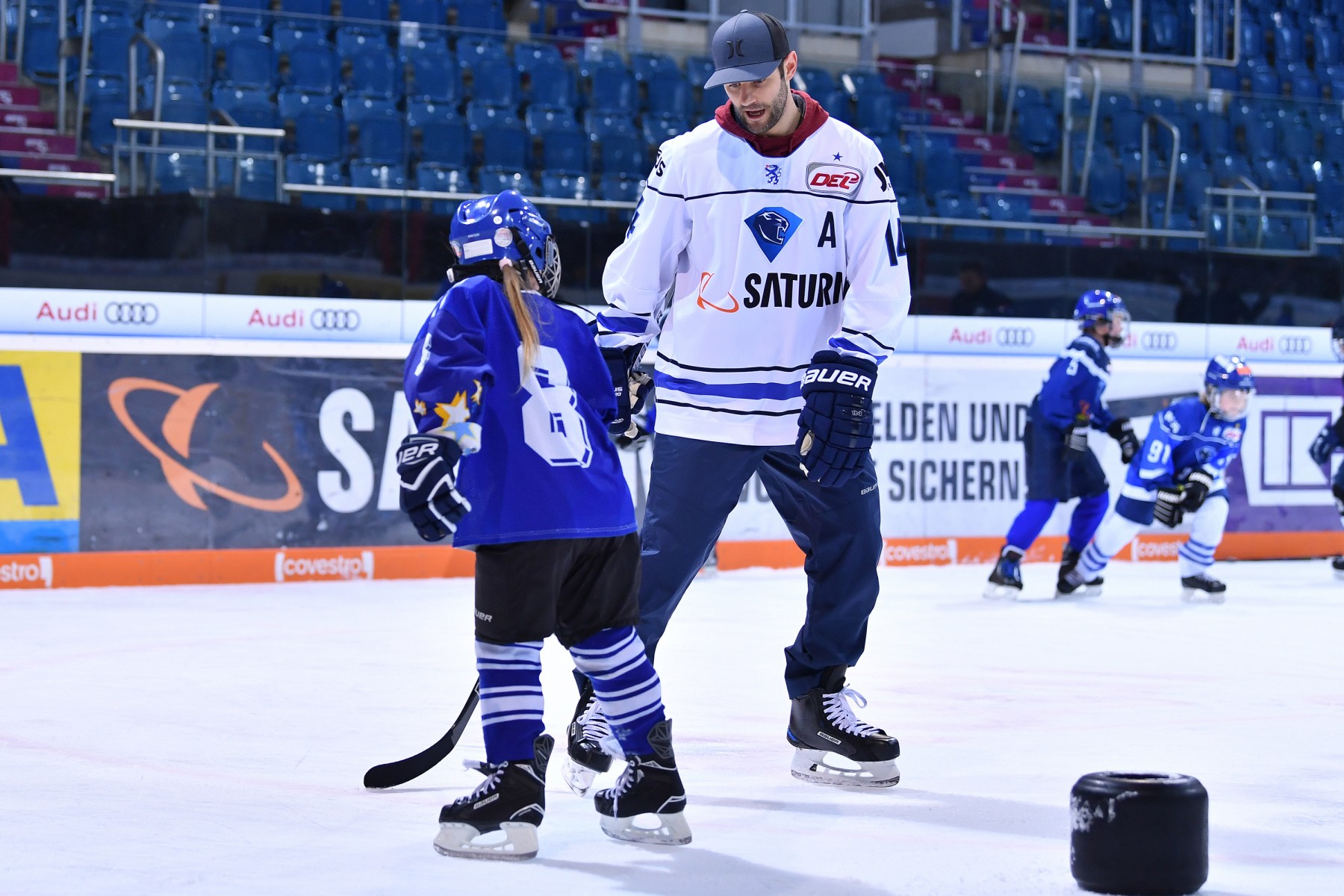 Impressionen vom Showtraining | Profis,Nachwuchs,Fans | ERC Ingolstadt