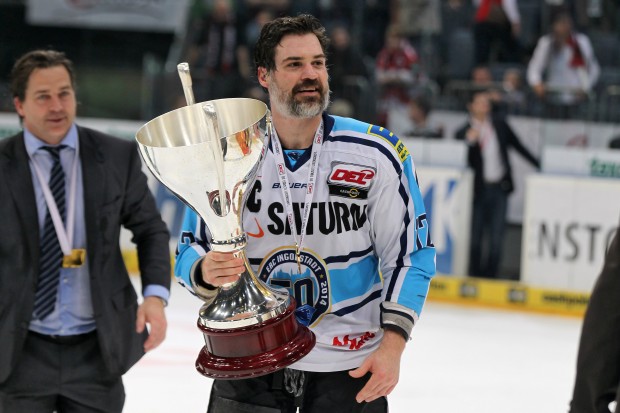 Bouck drückt gegen Berlin die Daumen | Profis | ERC Ingolstadt